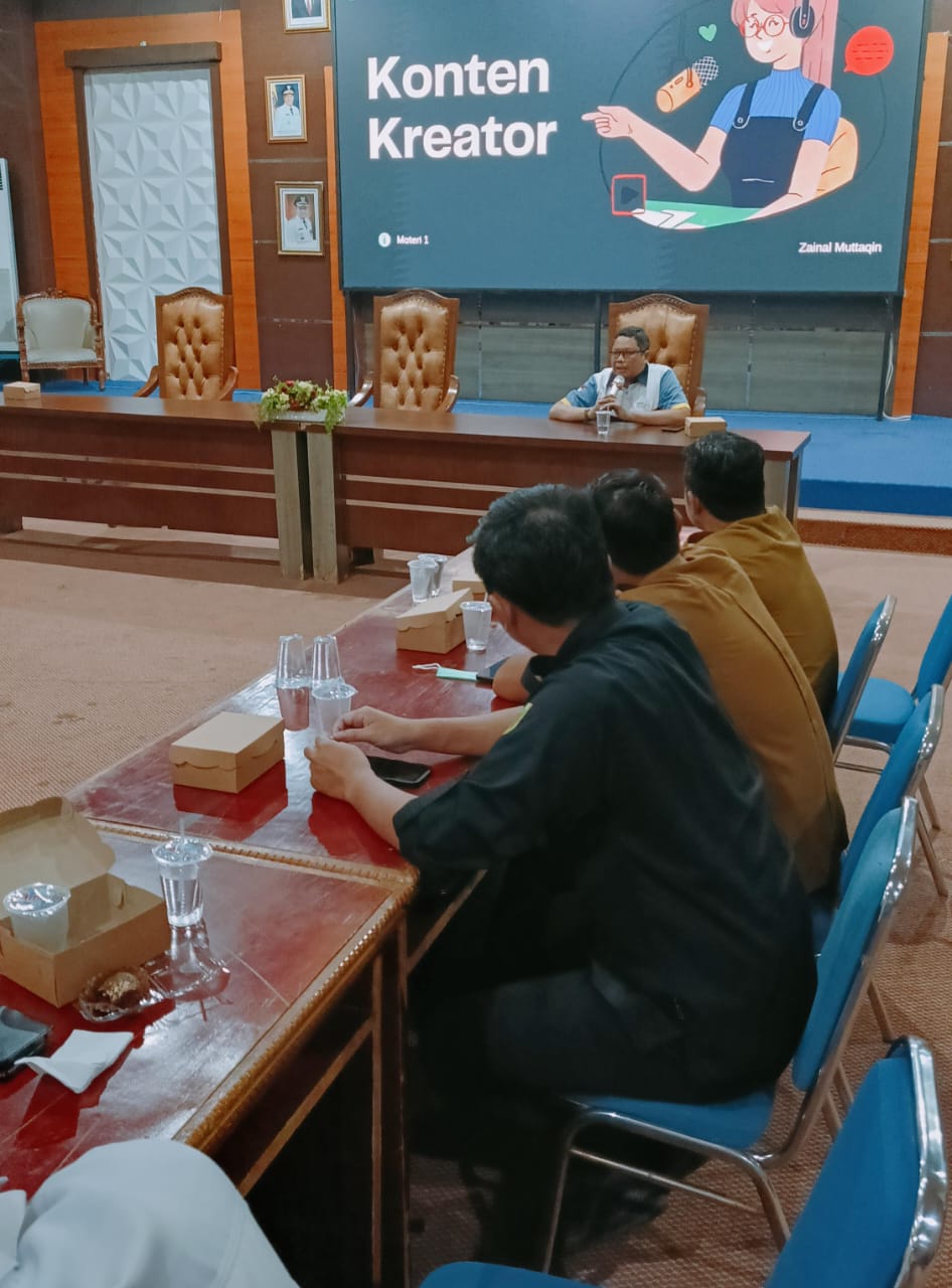 Workshop Pembuatan Media Promosi | Lembaga Pendidikan Cenari